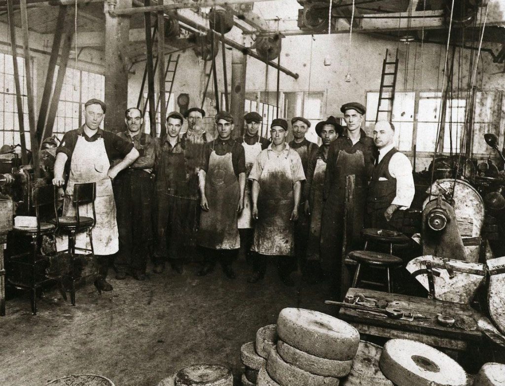 Summary of Business in America – 1900 to 1929 – HistoryB.com